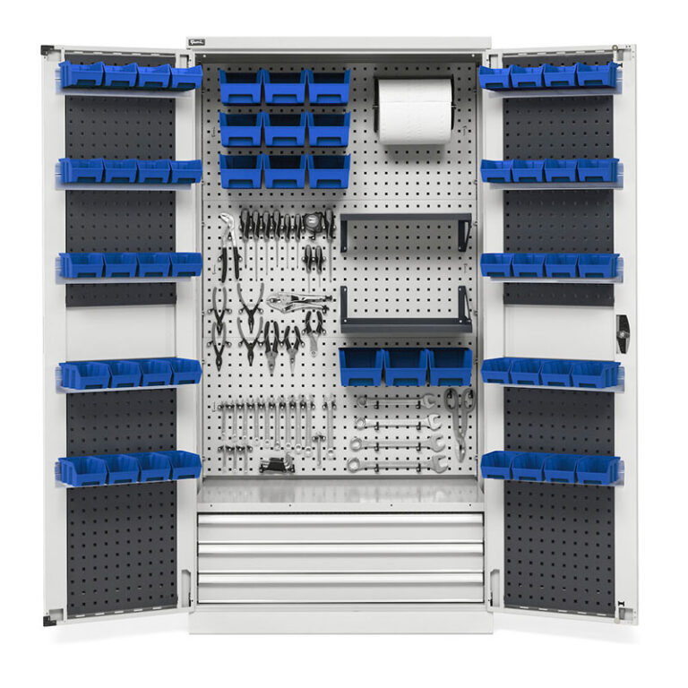 Industrial furniture and storage systems | Fami