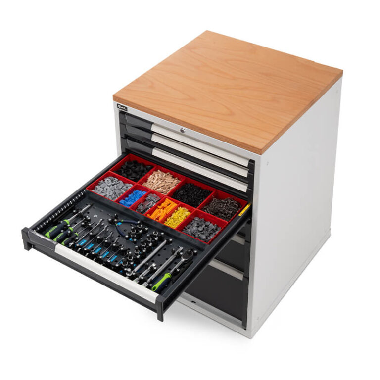 Industrial furniture and storage systems | Fami